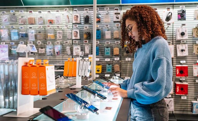 Electronic Components Fundamentals Guide [Types & Functions]